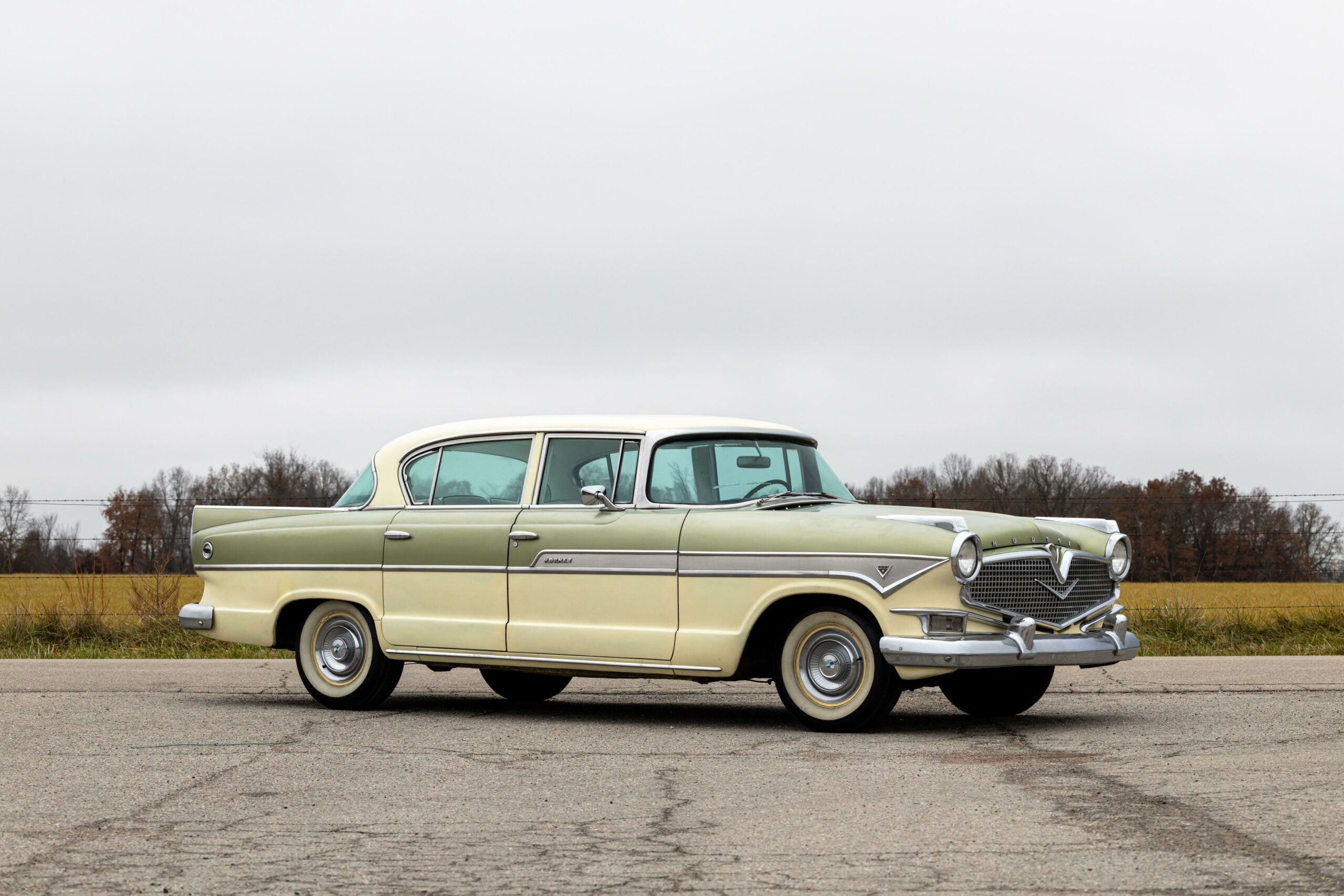 1957 Hudson Hornet V8 Custom Sedan - Vintage Cars Collector