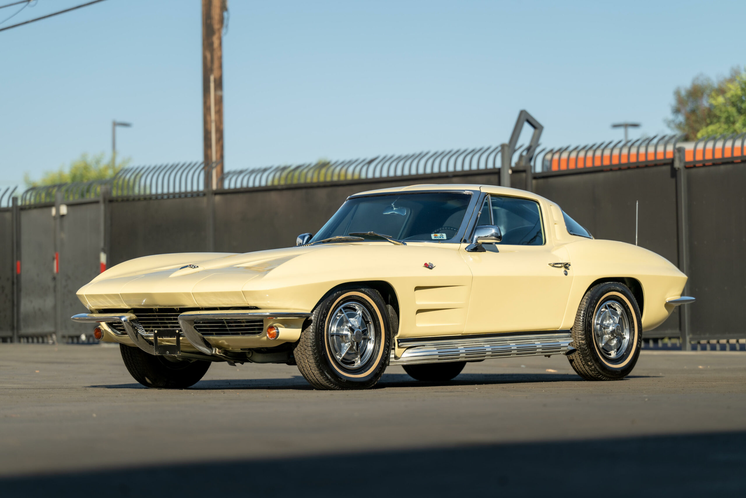 1963 Chevrolet Corvette 'Split Window' Coupe - Vintage Cars Collector