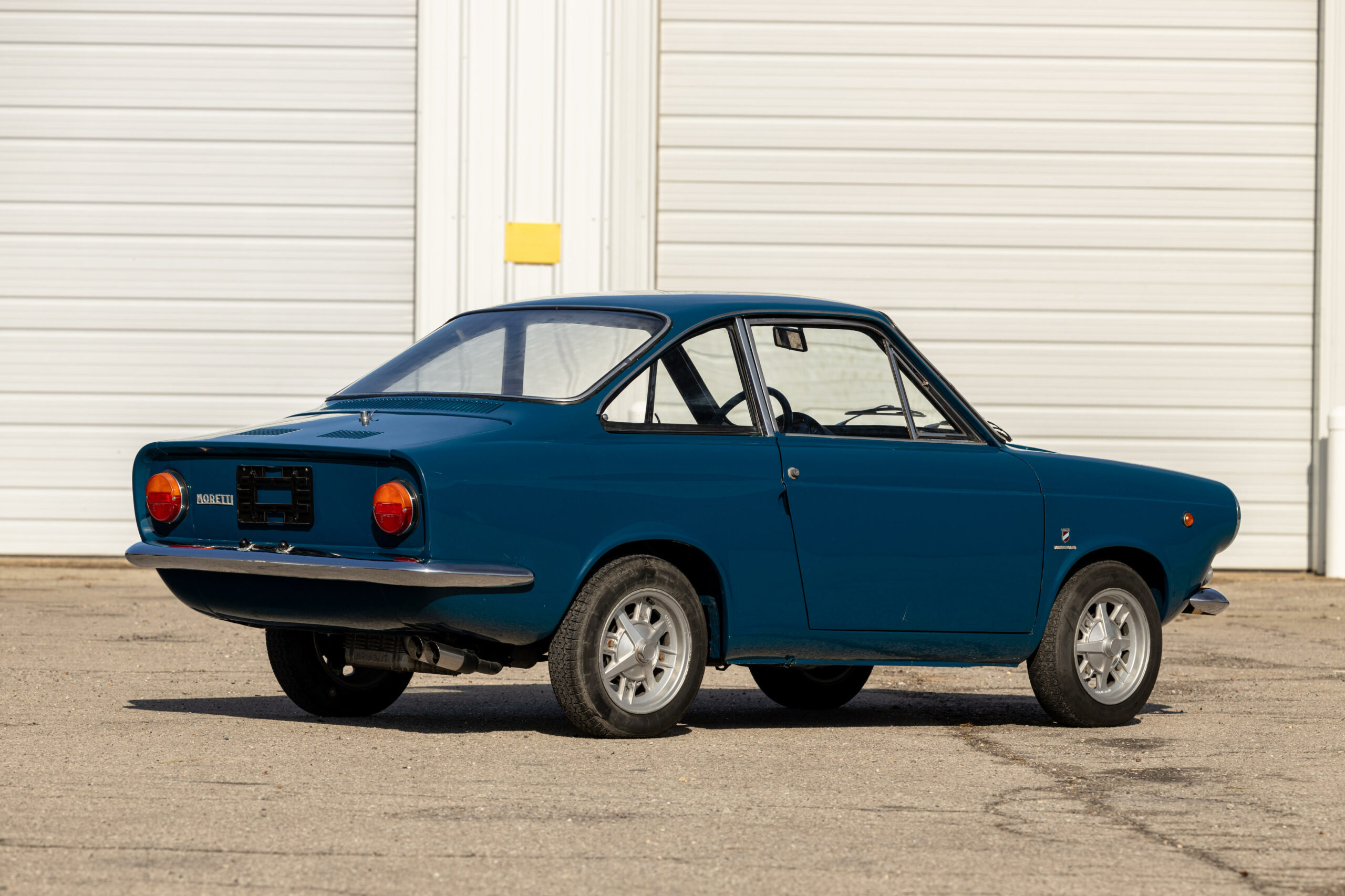 1969 Moretti 500 - Vintage Cars Collector